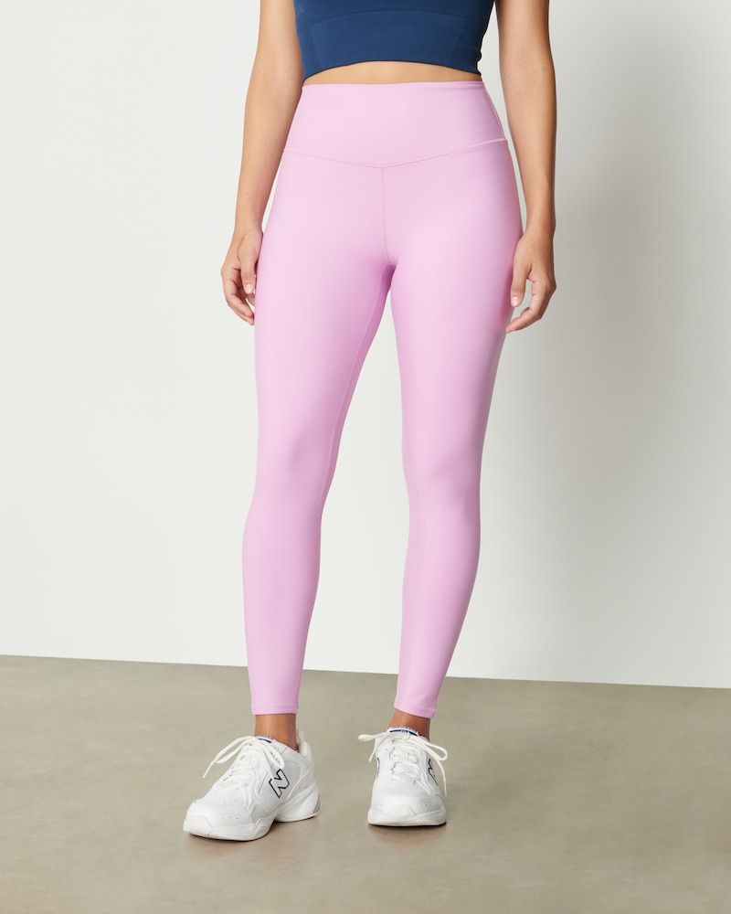 This Colorful Workout Clothing Makes Gym Trips More Fun | Who What Wear