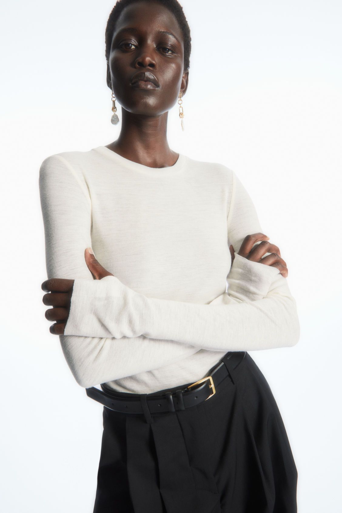 6 Things French Girls Wear in Winter to Look Chic | Who What Wear