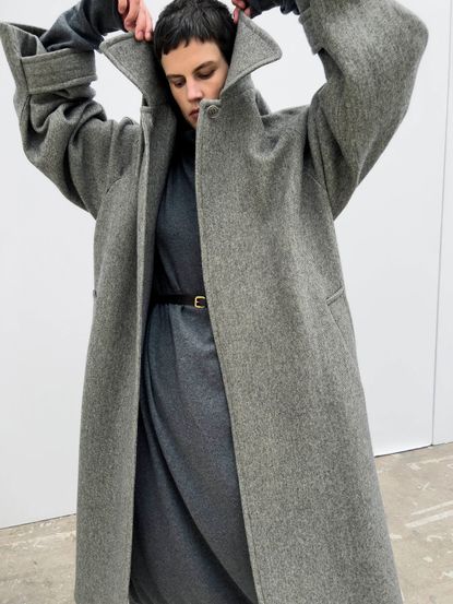 How to Shop Designer Brands for Less, According to an Expert | Who What ...