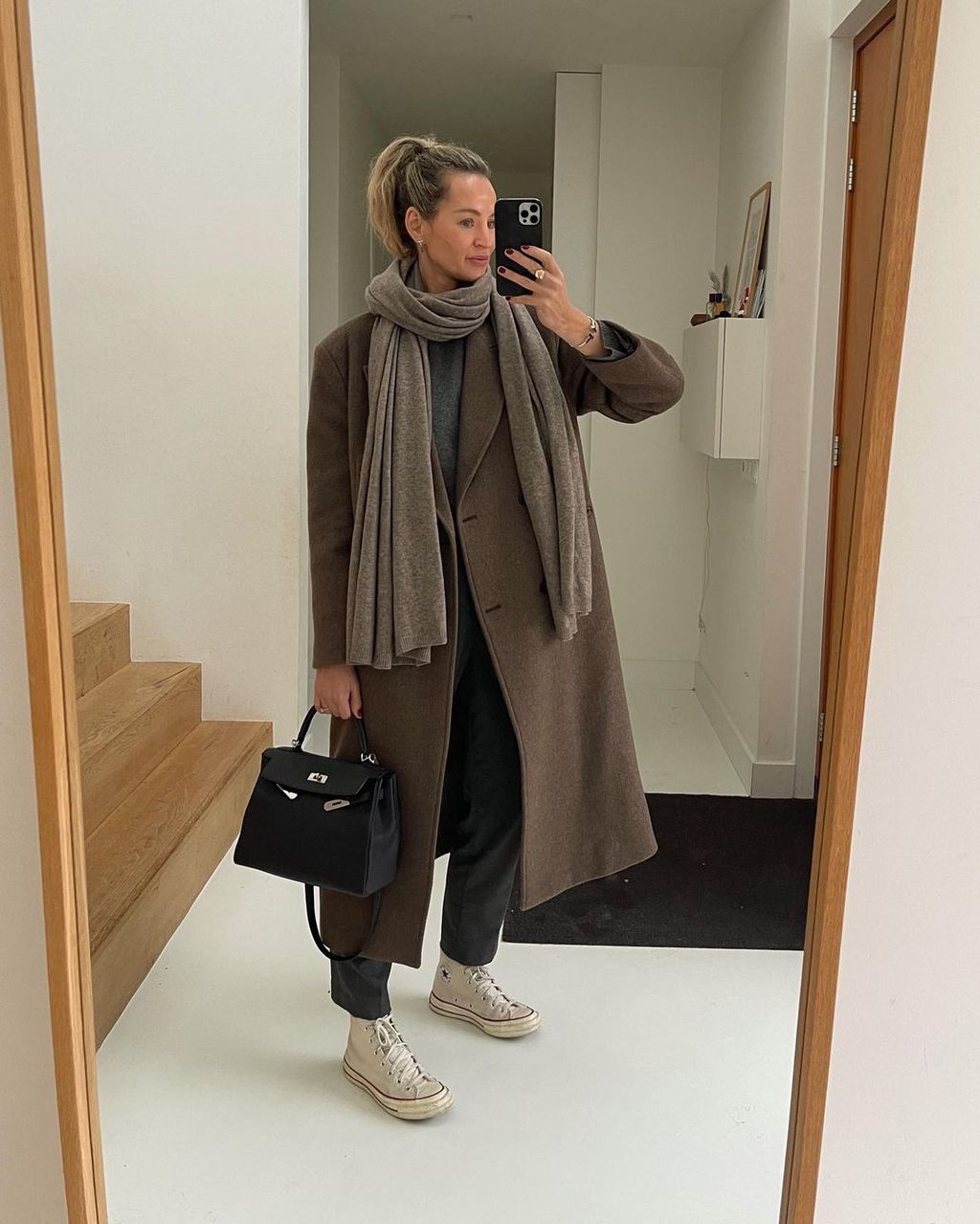 The Scarf-and-Coat Outfit Trend Everyone Is Obsessed With | Who What Wear