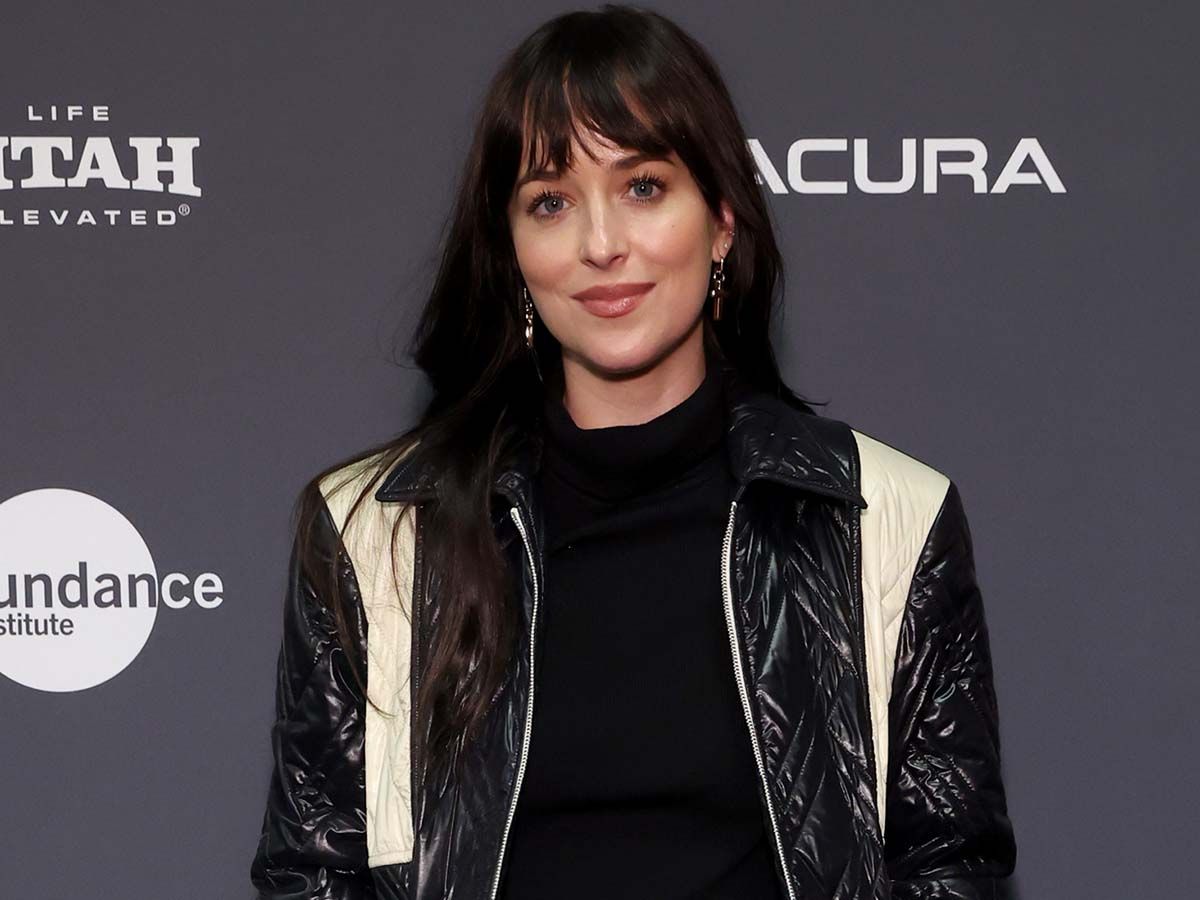 Dakota Johnson Brought Back This Dated Jeans-and-Boots Look | Who What Wear