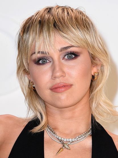 The Best Makeup Look for Every Eye Shape, According to MUAs | Who What Wear