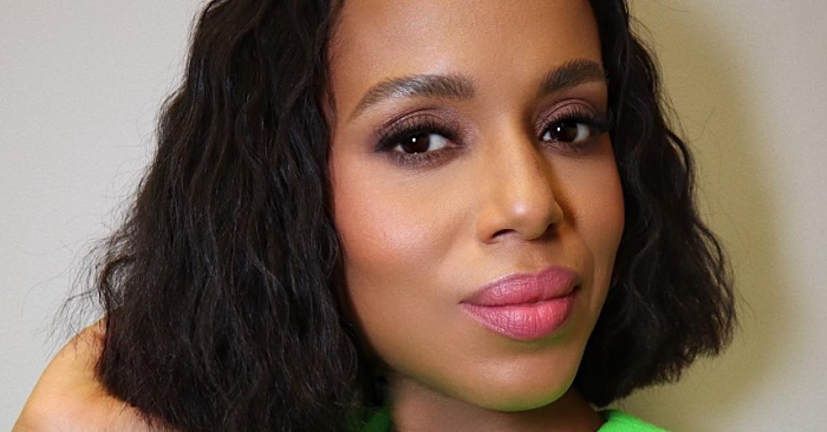 The 10 Best Concealer Brushes, According to Makeup Artists | Who What Wear