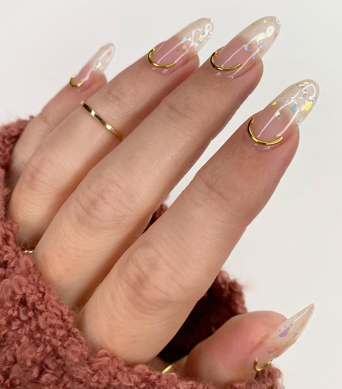 5 Glass Nail Designs to Screenshot—and How to Get the Look | Who What Wear