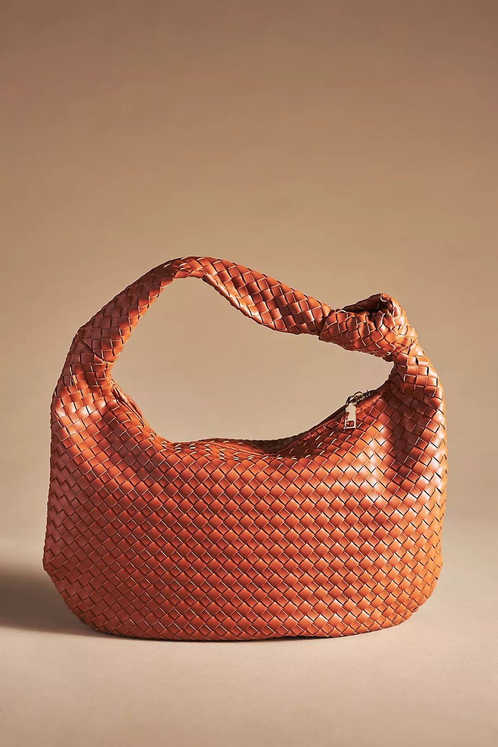 6 Street Style Handbag Trends to Note From Fashion Week | Who What Wear