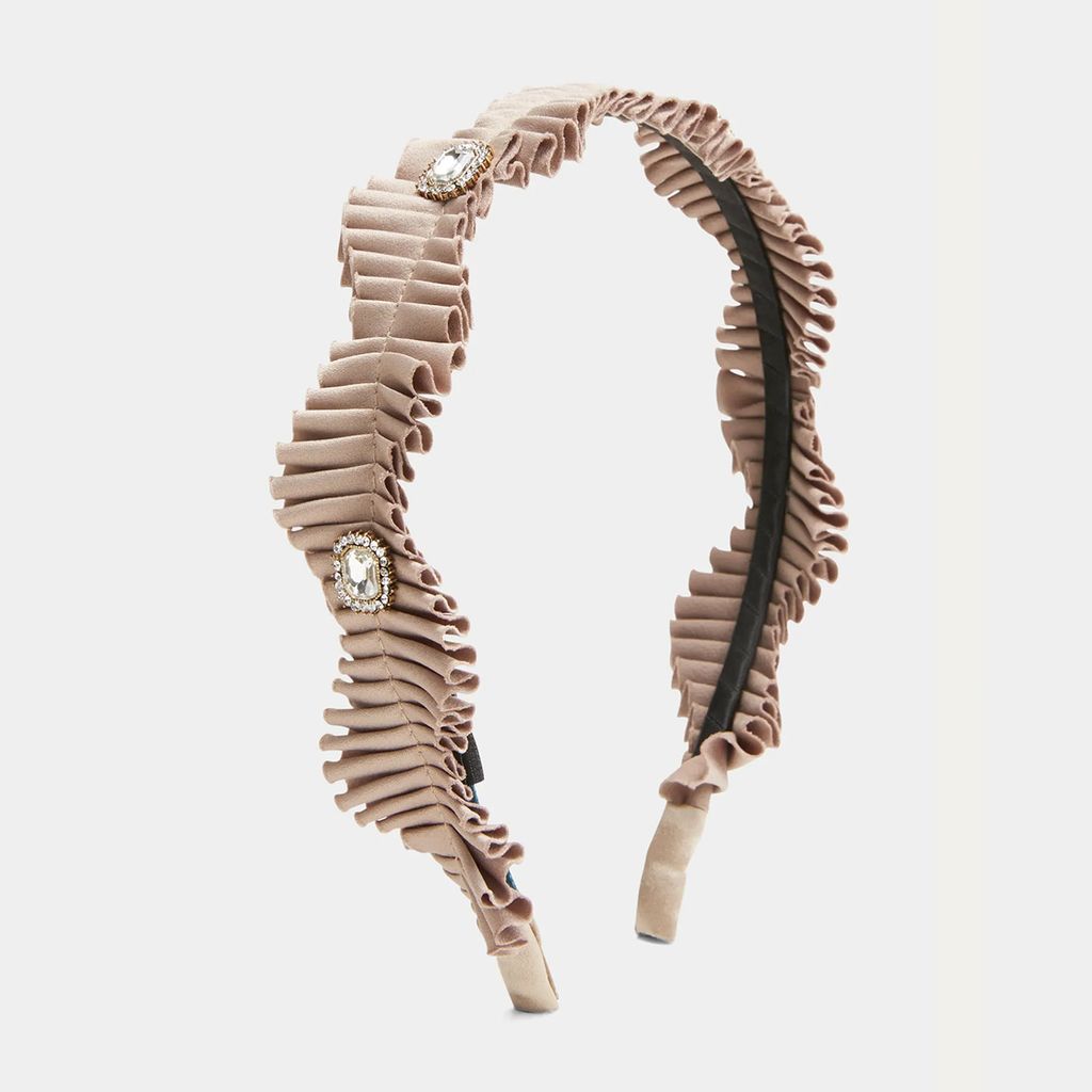 Hair Bows, Barrettes, and Headbands Are Having a Moment | Who What Wear