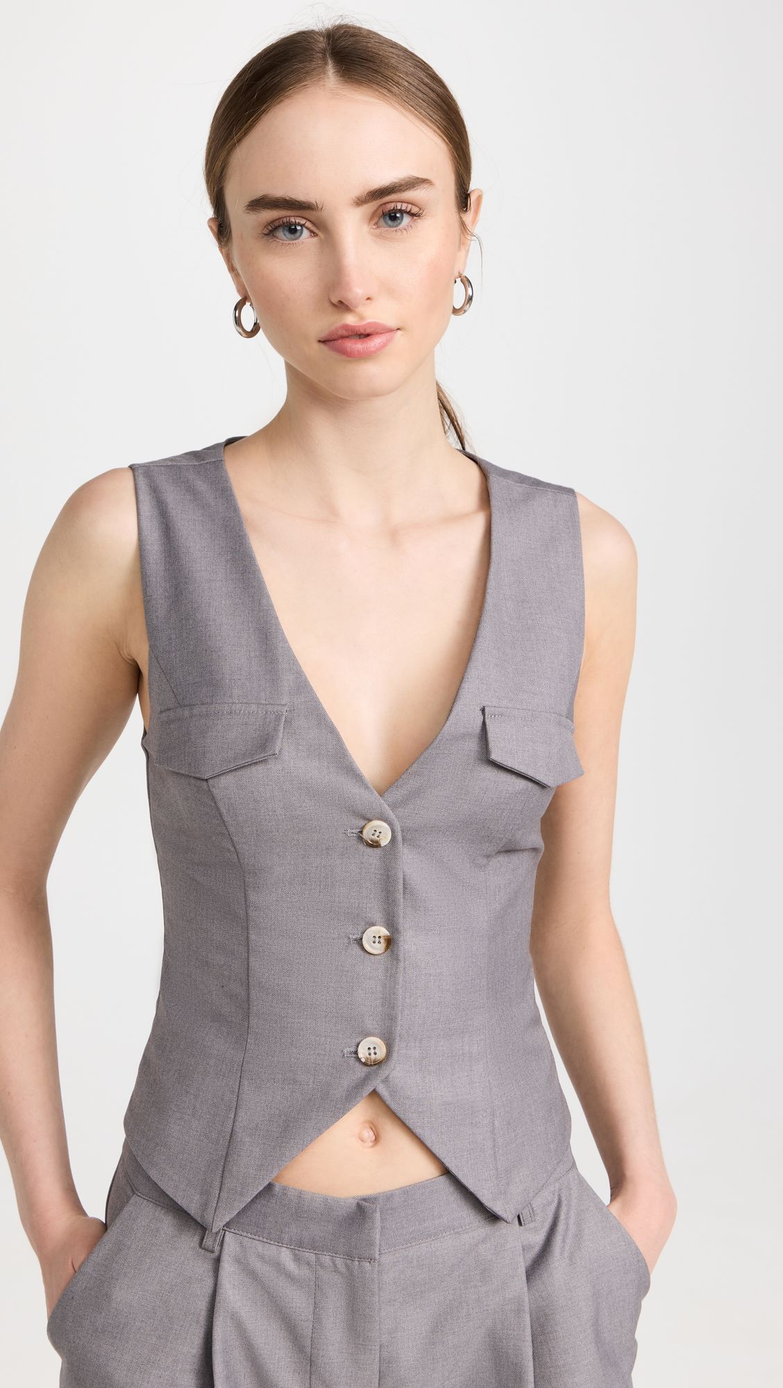 The 10 Best Brands to Shop in Your Mid-20s | Who What Wear