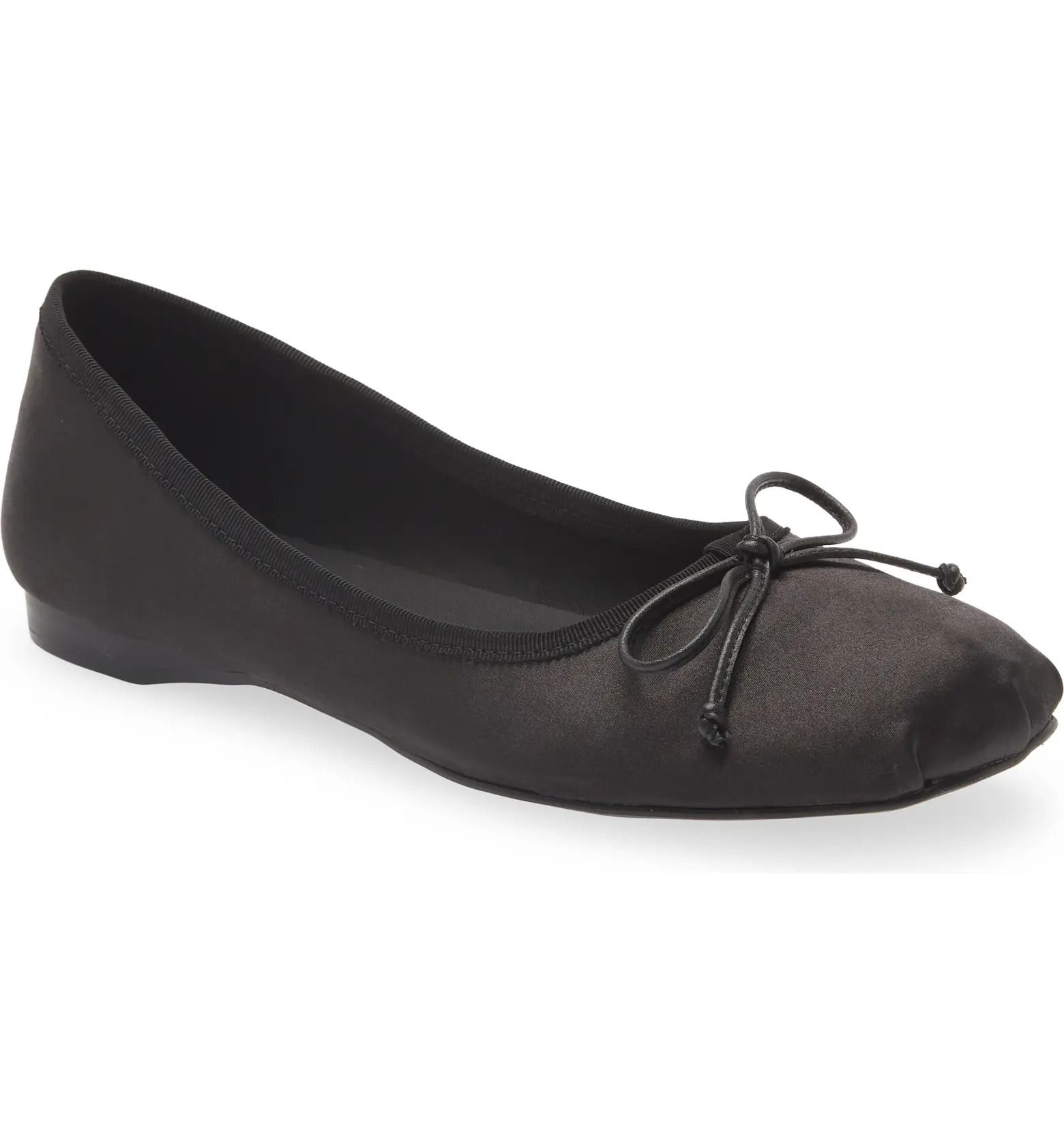 The Best Flats to Wear If You Have Simple Style | Who What Wear