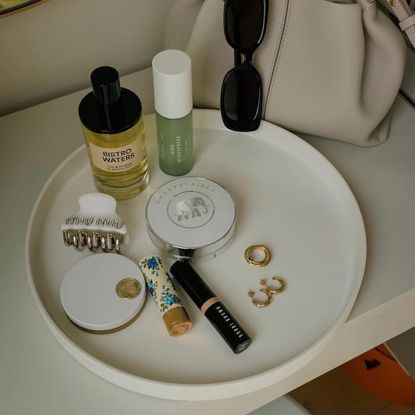 How to Tell If a Perfume Will Work With Your Body Chemistry | Who What Wear