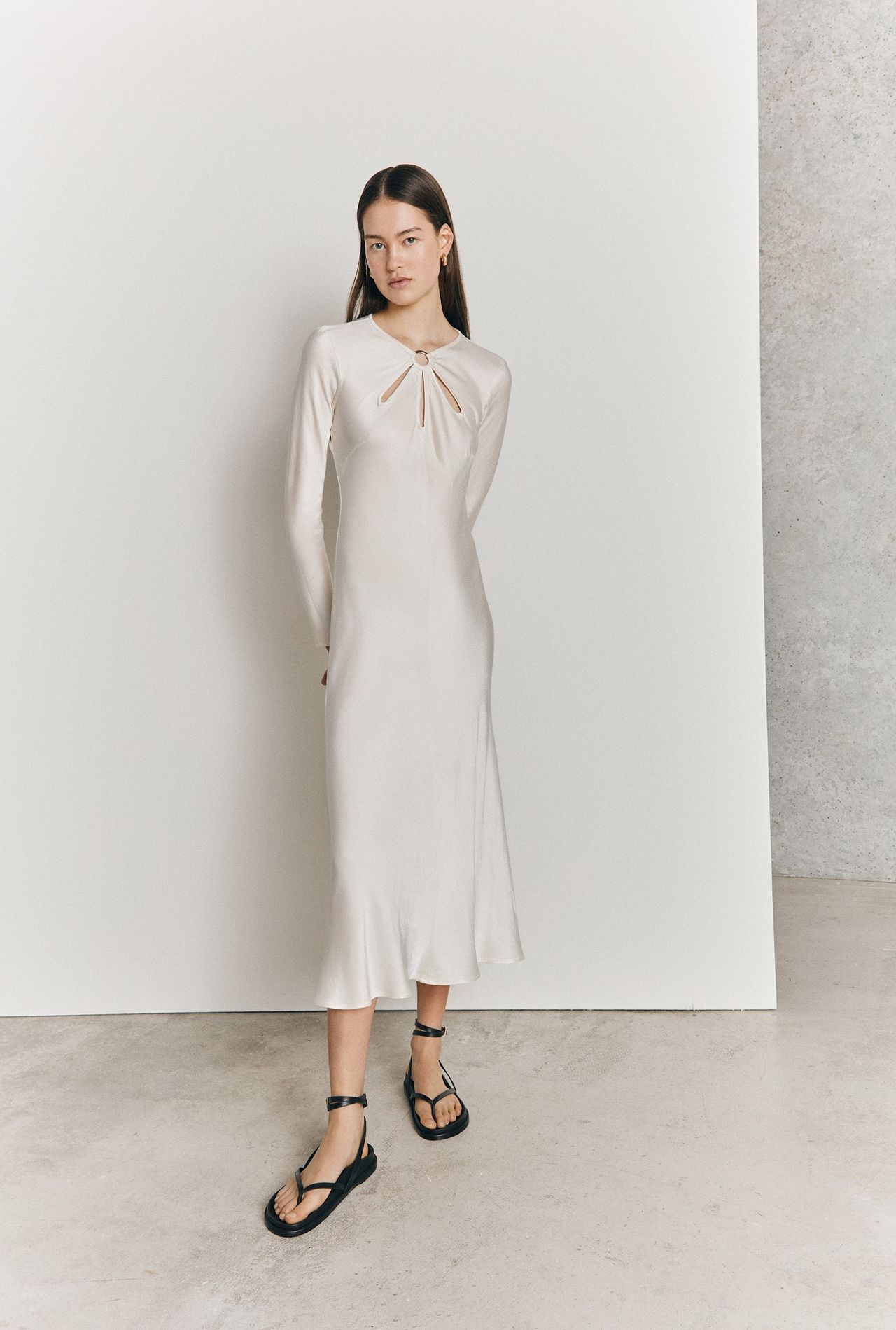 The 9 Most Expensive-Looking Colours to Wear in 2023 | Who What Wear