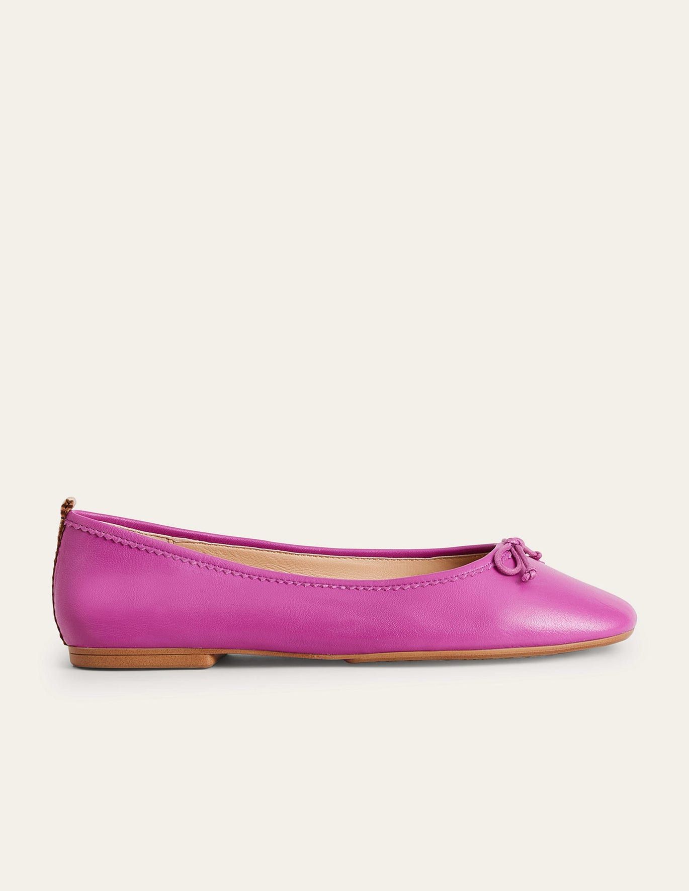 Shop 34 Comfortable Pairs of Chic Ballet Flats for Spring | Who What Wear