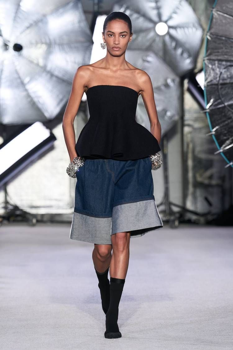 These 5 "Outdated" Trends Have Officially Made a Comeback | Who What Wear