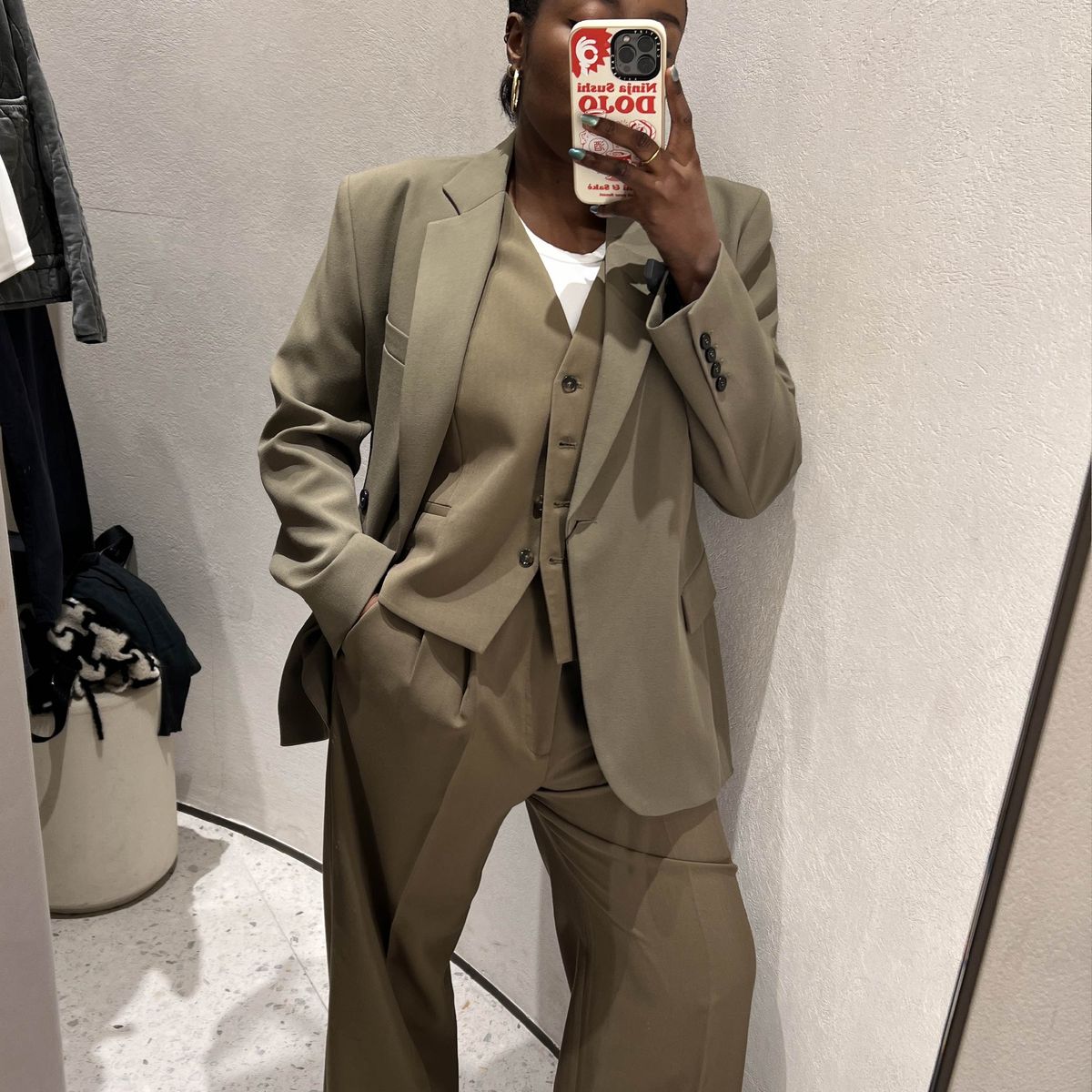 I Tried On Zara's Spring 2023 Collection—7 Items I Like | Who What Wear
