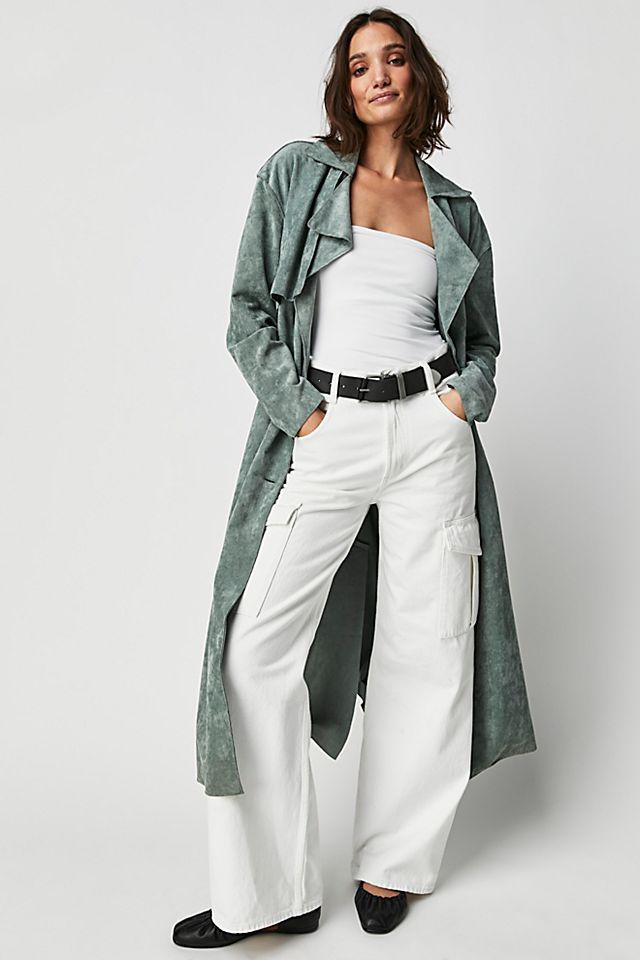 15 Spring Capsule Pieces Perfect for Minimalists | Who What Wear