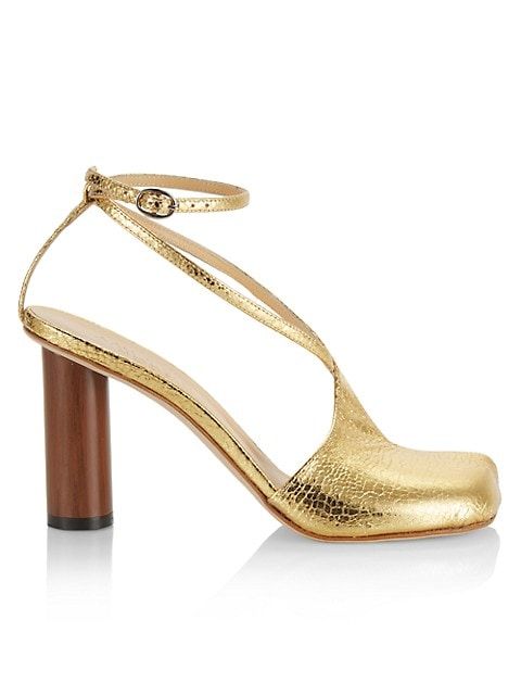 29 Must-Shop Shoes From the Saks Friends and Family Sale | Who What Wear