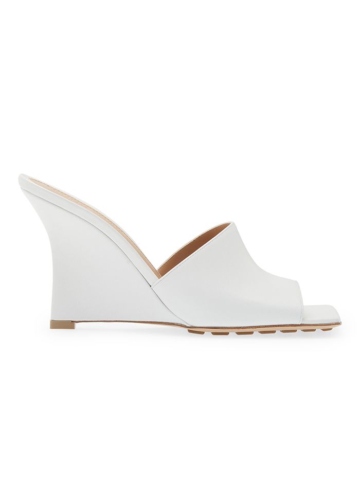 These Are the 5 Biggest Sandal Trends of 2023 | Who What Wear