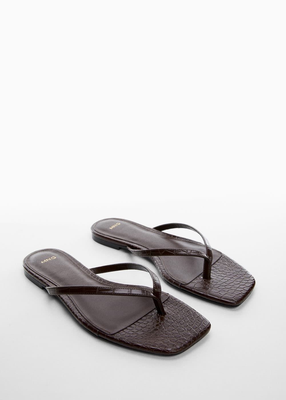 These Are the 5 Biggest Sandal Trends of 2023 | Who What Wear