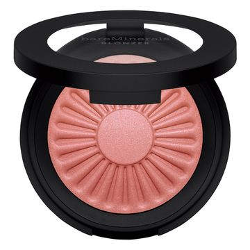 How to Apply Bronzer, According to 3 Pro Makeup Artists | Who What Wear