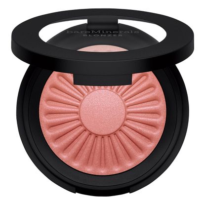 How to Apply Bronzer, According to 3 Pro Makeup Artists | Who What Wear