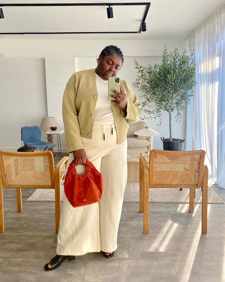 6 Handbag Colours That Go With Everything You Own | Who What Wear