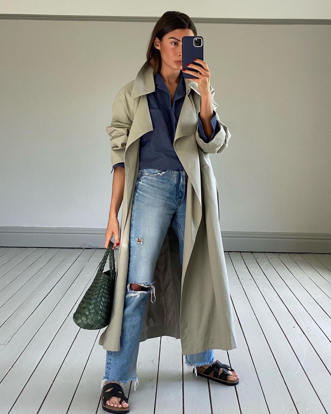 6 Handbag Colours That Go With Everything You Own | Who What Wear