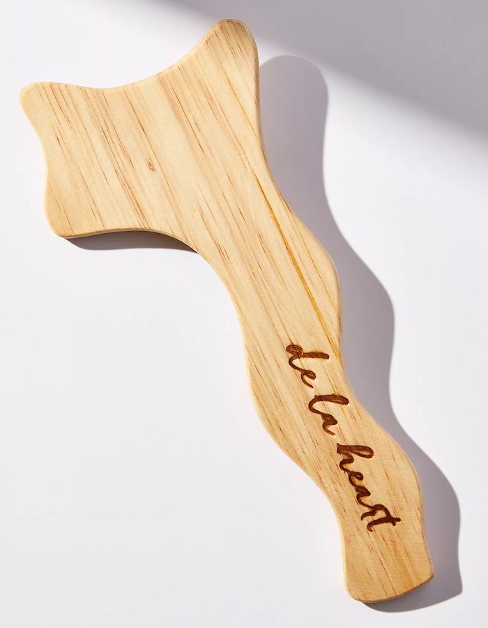 This Lymphatic Drainage Tool Slimmed and Smoothed My Limbs | Who What Wear