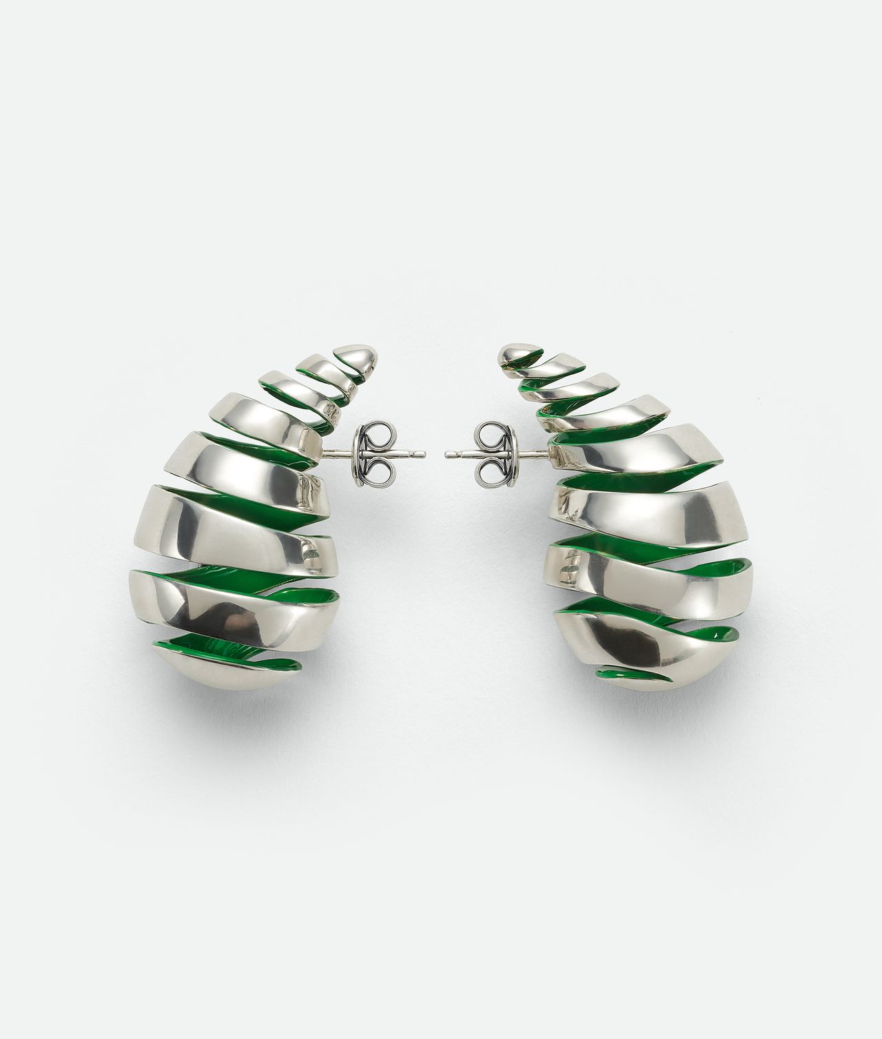 Big '80s Earrings Are Back—26 Pairs to Shop the Trend | Who What Wear