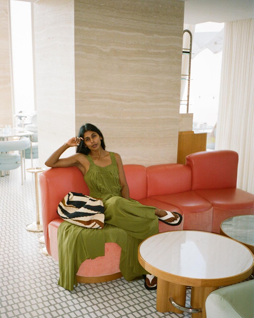 It's True—These 6 Shoe Colours Go With Everything | Who What Wear