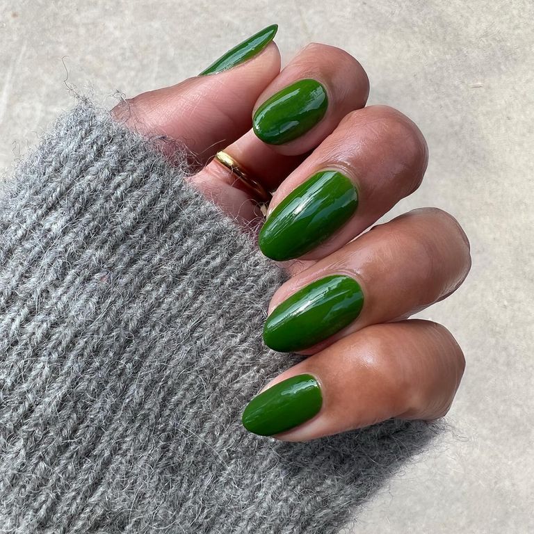 27 Green Nails I'm Copying ASAP | Who What Wear