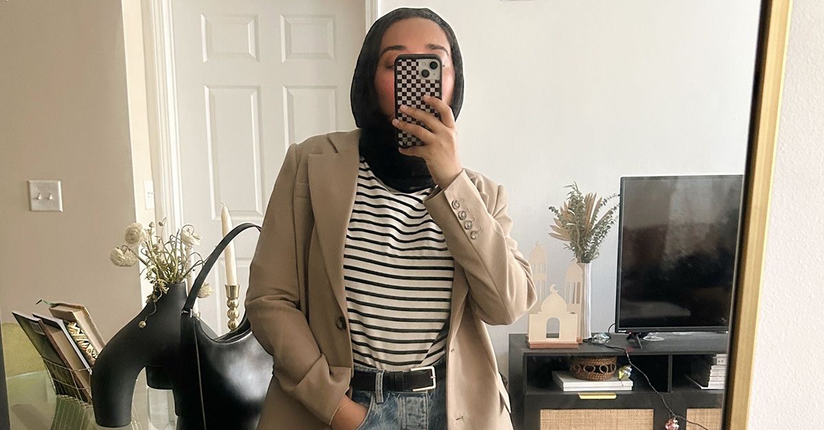The 5 Best Barrel-Leg Jeans That Are Defining 2025 | Who What Wear