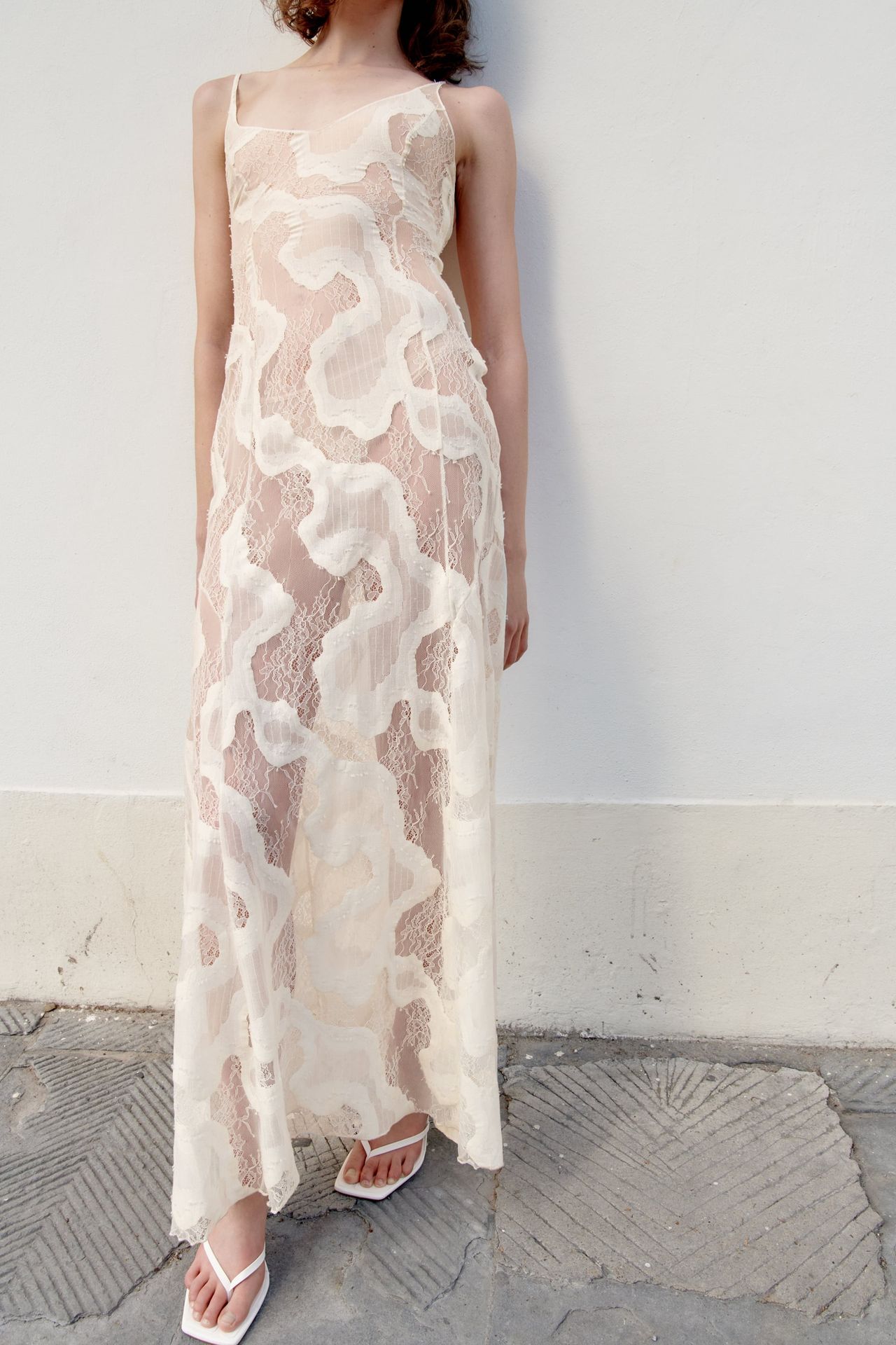 6 New Dresses at Zara That Our Editor Tried On and Loved | Who What Wear