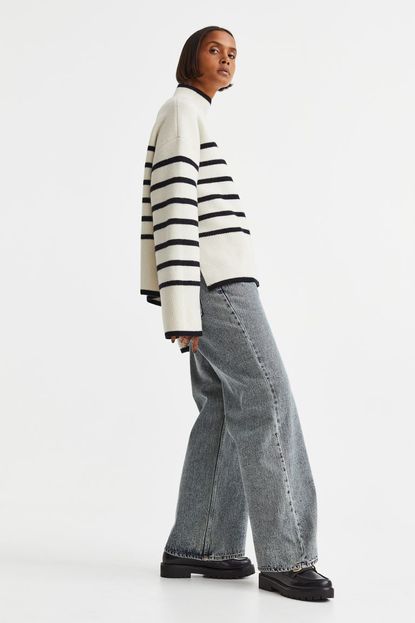 J.Lo's Latest Look Features Low-Rise Jeans and Sneakers | Who What Wear