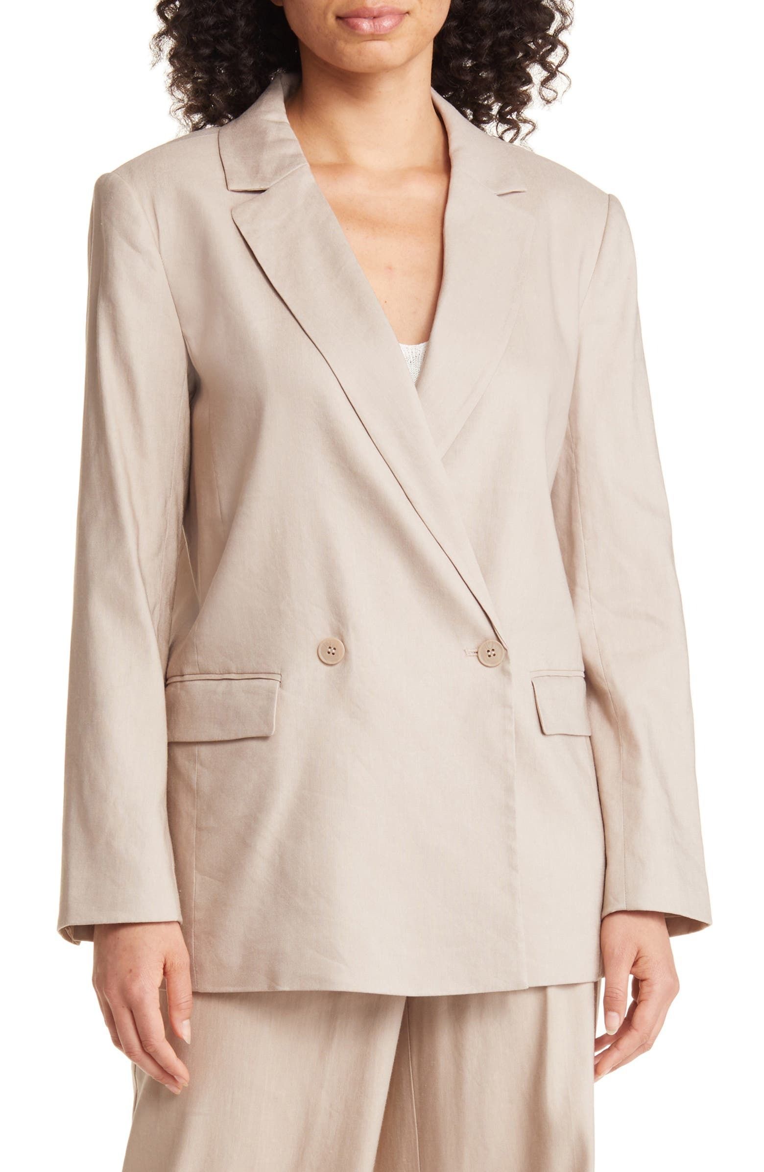 A Nordstrom Stylist Says These Classics Never Disappoint | Who What Wear