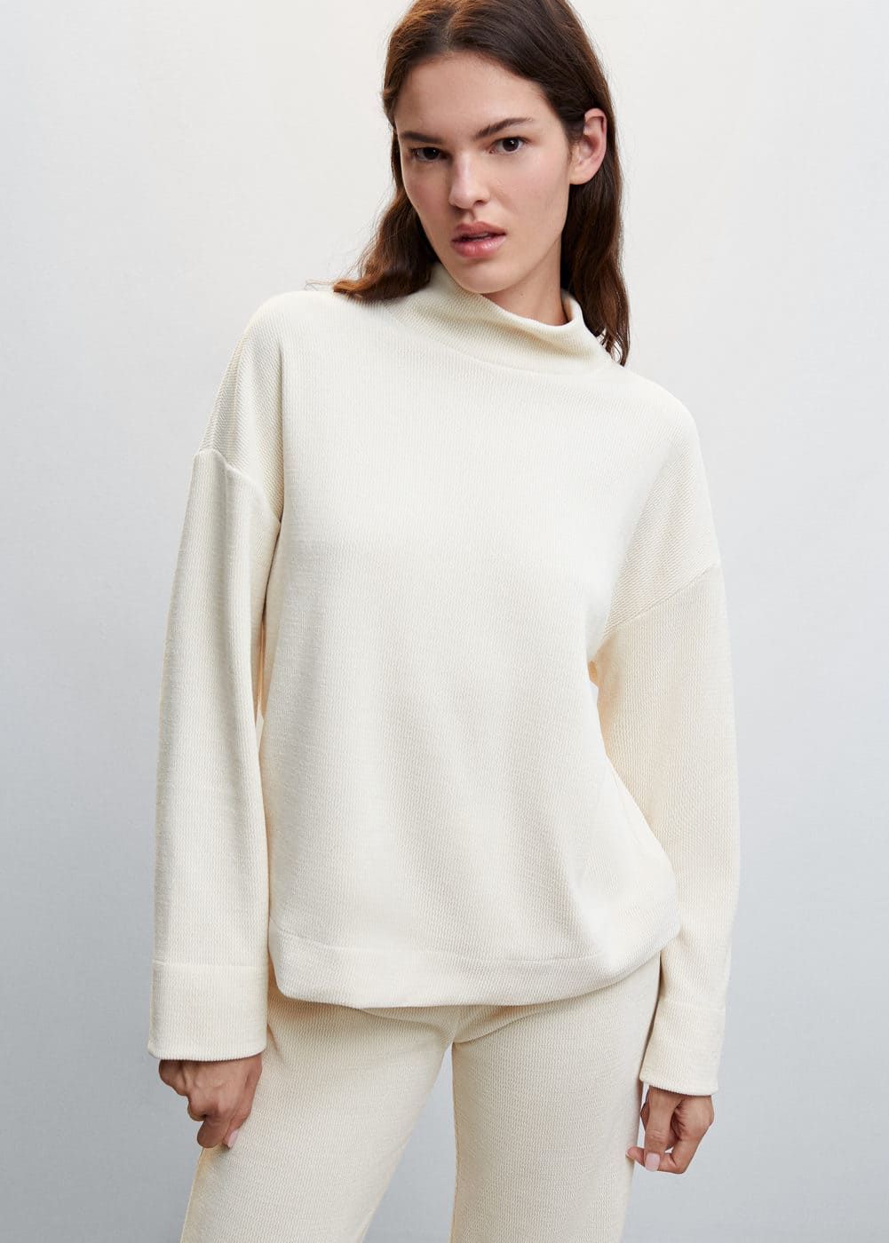 The Chic Anti-Trend Outfit That Earns Me Many Compliments | Who What Wear