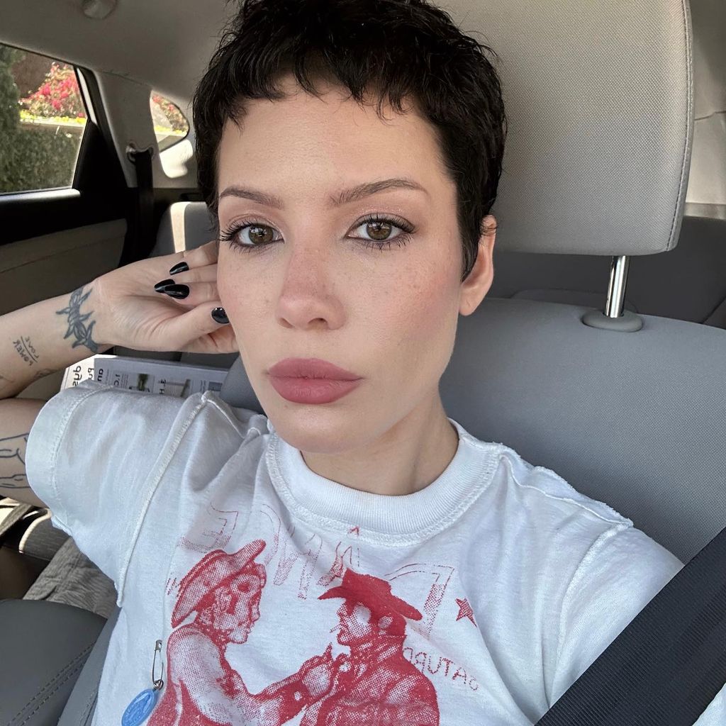 The French Pixie Cut is The Short Hair Trend To Know About | Who What Wear