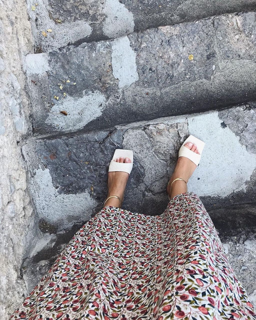 These Are the Most Popular Toenail Colours in Salons | Who What Wear