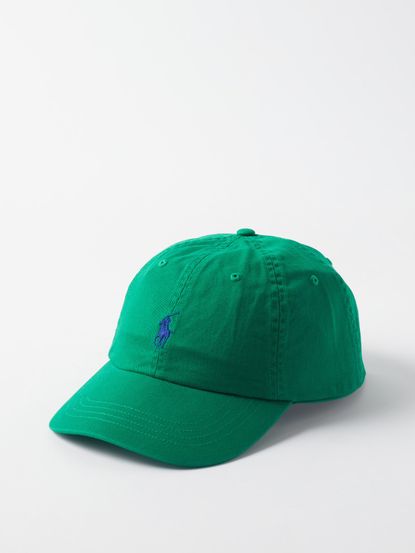 The $50 Hat Jennifer Lawrence Has Been Wearing All Over NYC | Who What Wear