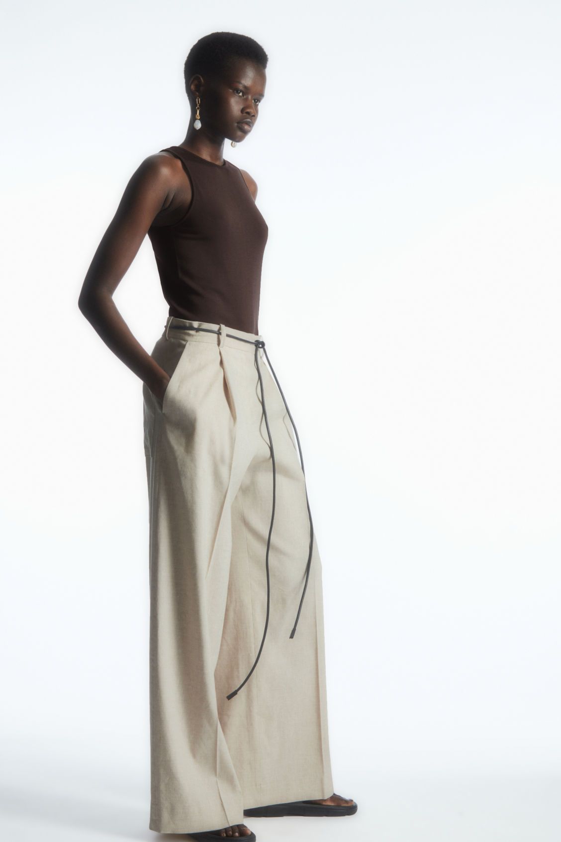 7 Anti-Trend Outfits I'm Copying From Fashion People | Who What Wear