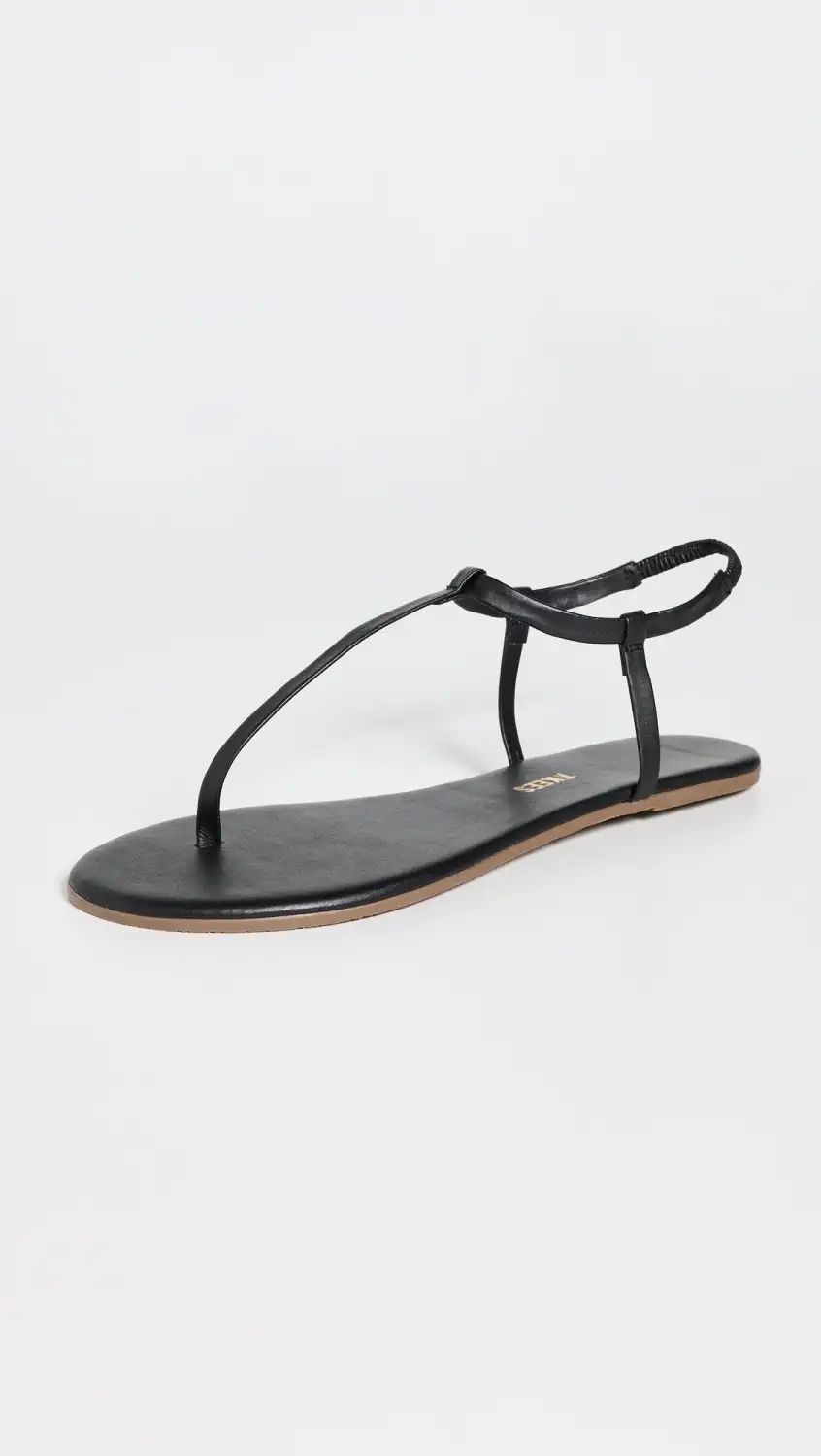 7 Classic Sandals That A-List Celebrities Wear Nonstop | Who What Wear