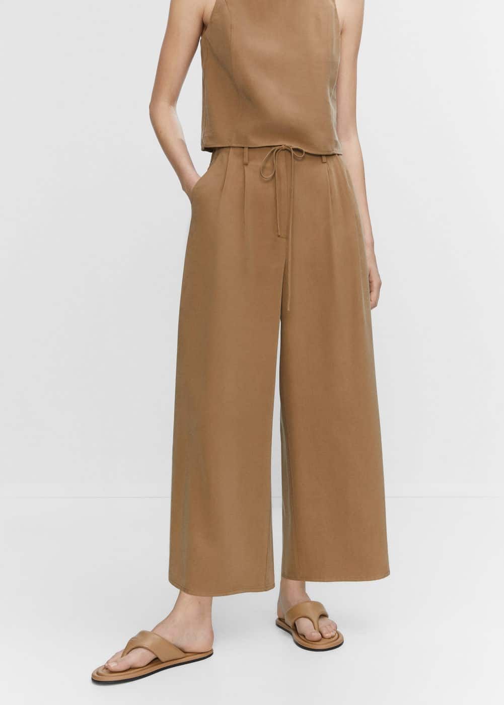 25 Cool Pairs of Pants to Try If You're Short | Who What Wear