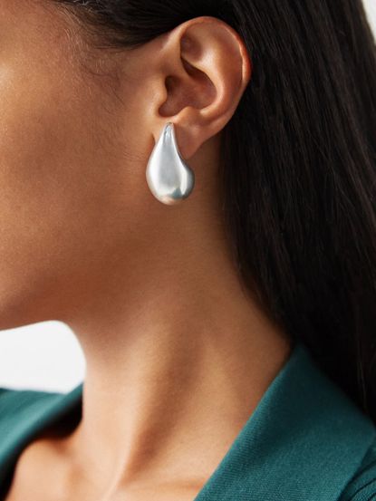 The 13 Best Teardrop Earrings to Suit Every Budget | Who What Wear