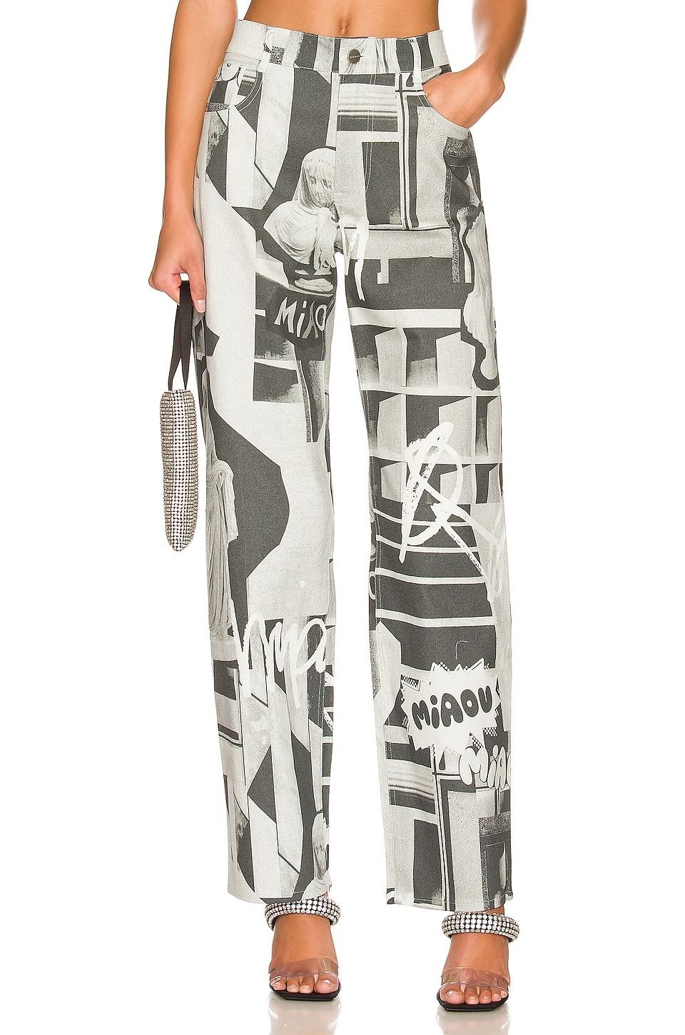 Ashley Graham's Minidress Gives Carrie Bradshaw Vibes | Who What Wear