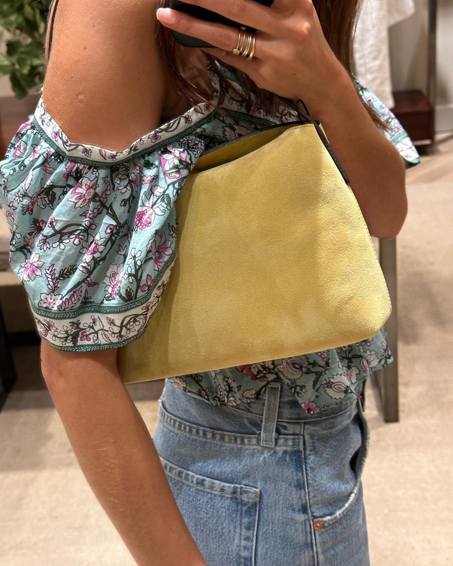 Massimo Dutti Handbags Can Easily Pass for Designer | Who What Wear