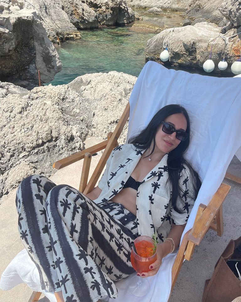 What to Wear in Capri, According to an Editor | Who What Wear