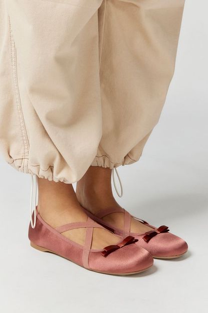 8 Flat Shoe Trends That Will Make Your Outfits Look Fresh | Who What Wear
