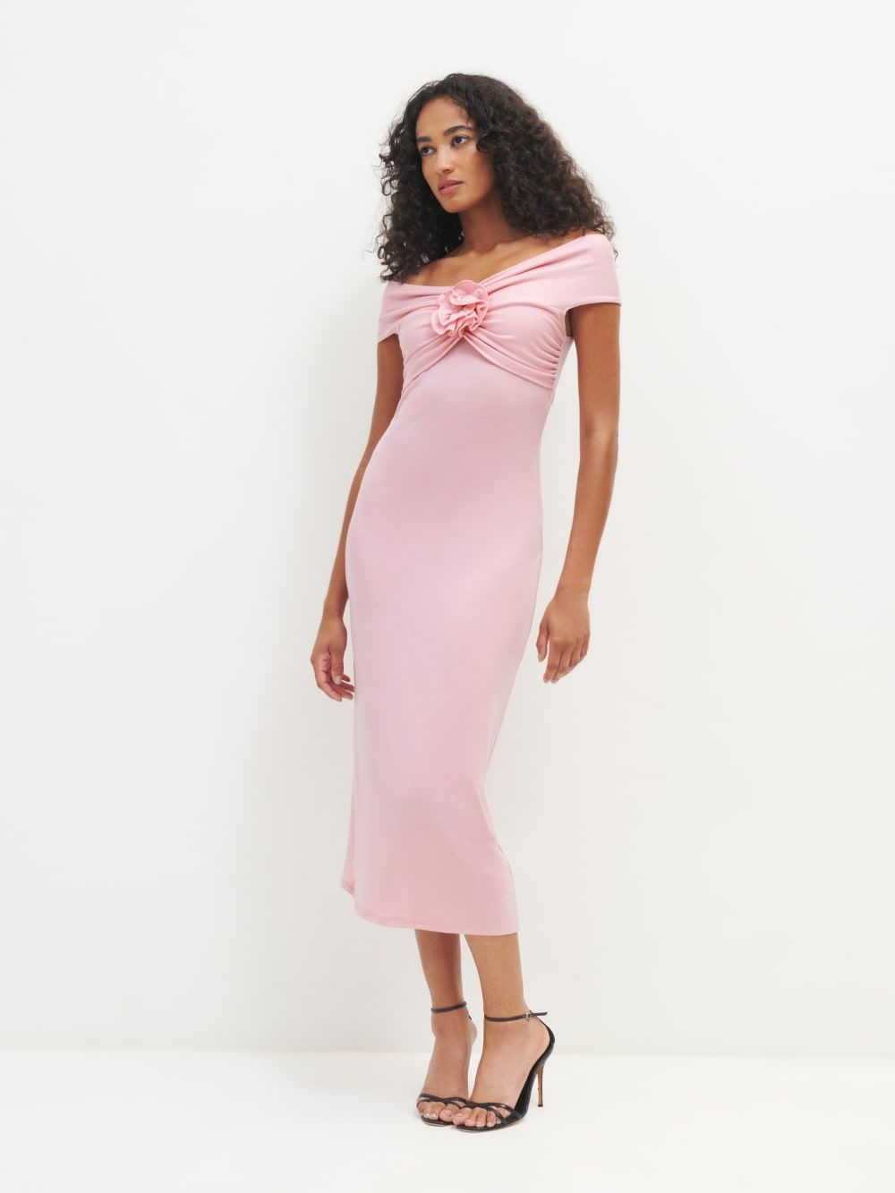 42 Ultra-Pretty Dresses That Are Perfect for Date Night | Who What Wear