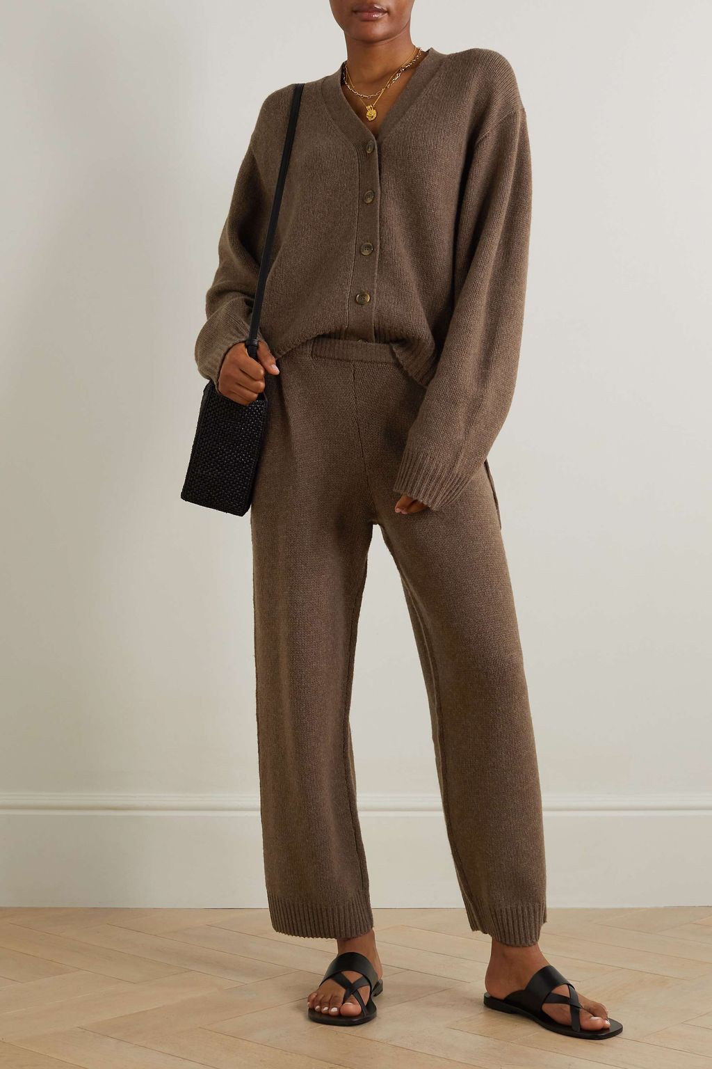 All Fashion People Own These 9 Chic Fall Basics for Layering | Who What ...