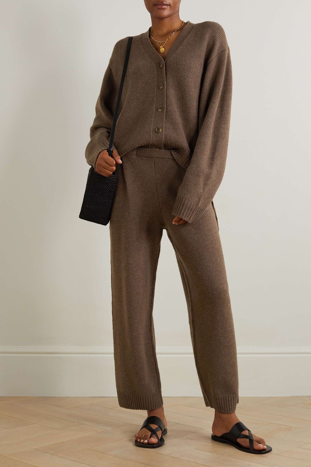 All Fashion People Own These 9 Chic Fall Basics for Layering | Who What ...