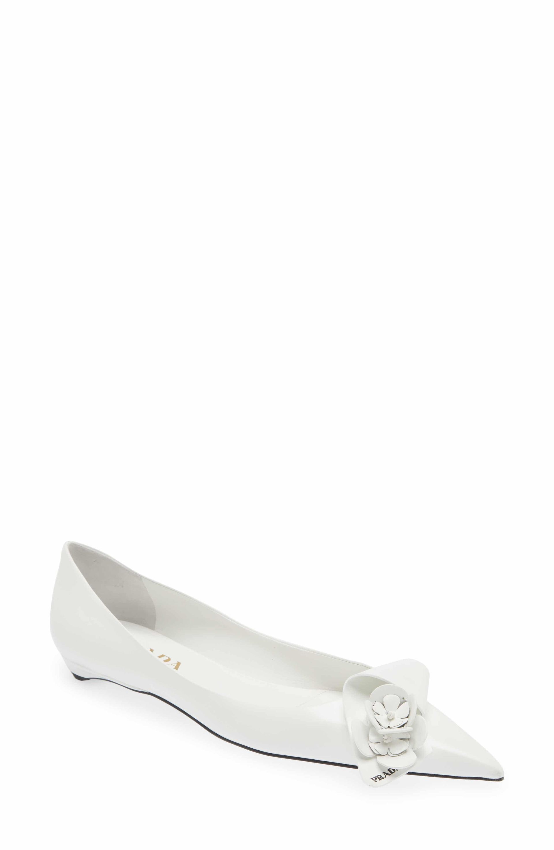 6 Flat Shoe Outfits Fashion People Will Wear This Fall | Who What Wear