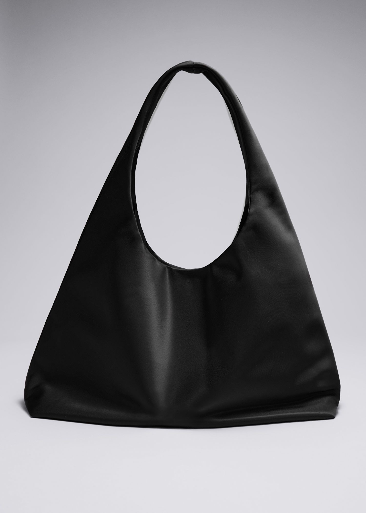The Chicest Large Black Handbags to Buy Now | Who What Wear